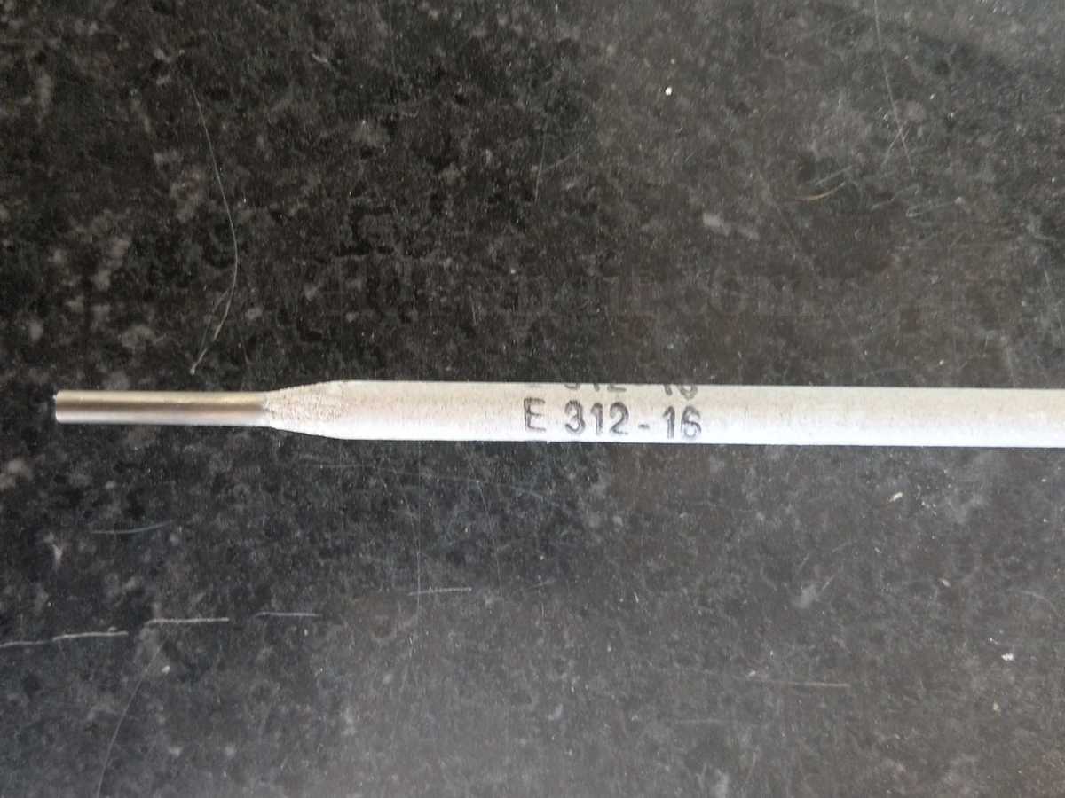 How to Stick Weld Stainless to Carbon Steel: 10 Steps - WeldPundit